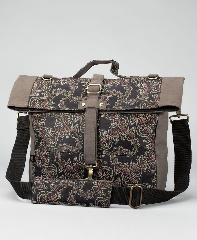 Psychedelic Clothing T Shirt Laptop Messenger Bags
